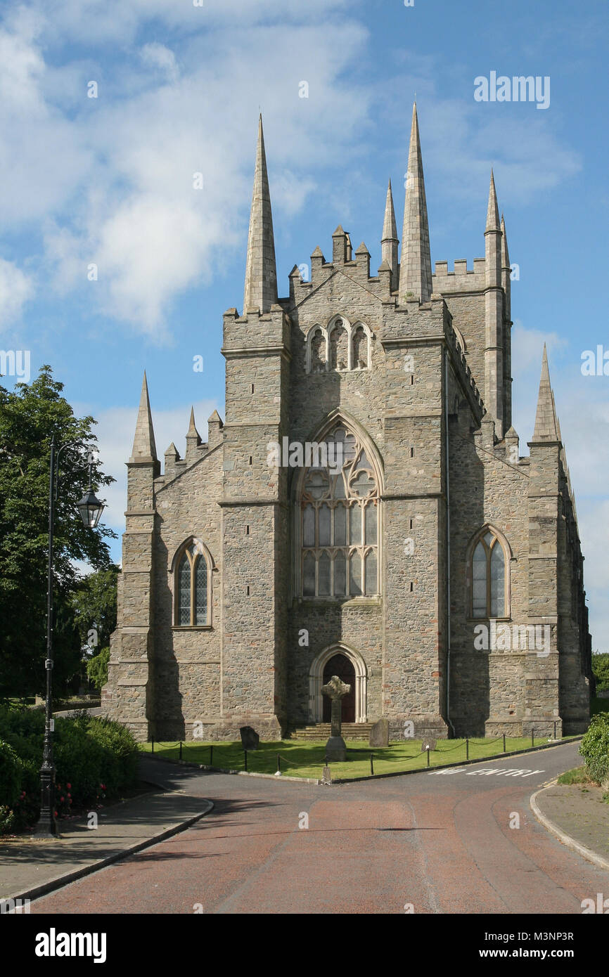Dromore cathedral hi-res stock photography and images - Alamy
