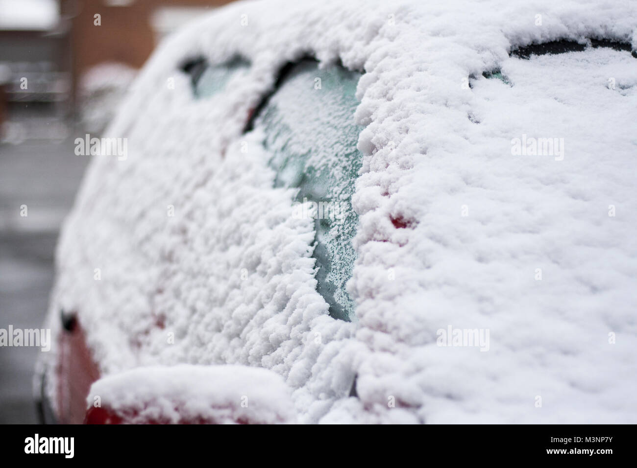 Car windows in winter hi-res stock photography and images - Alamy