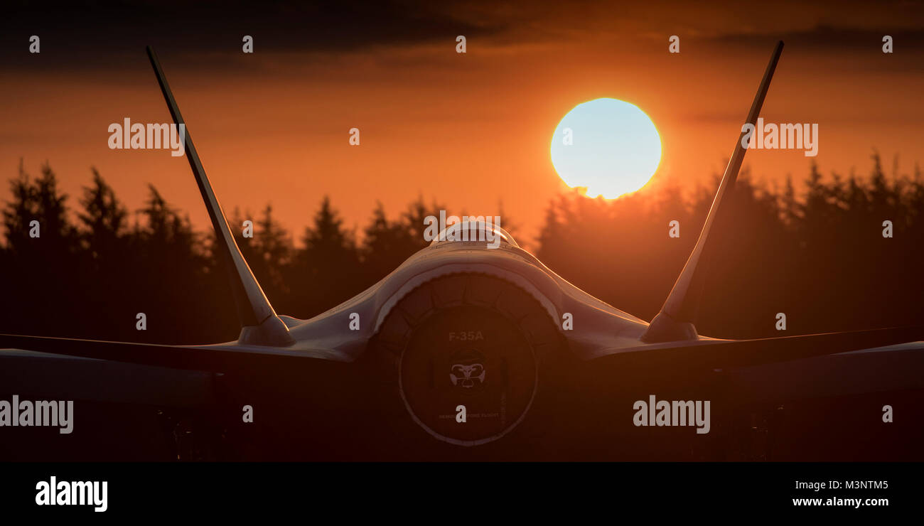 A U.S. Air Force F-35A Lightning II assigned to the 34th Fighter ...