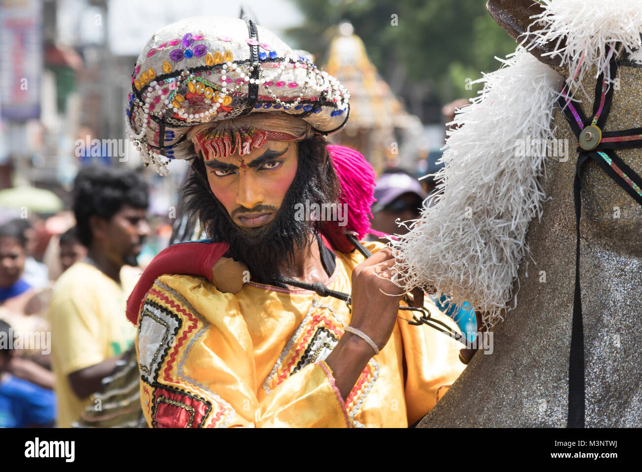 Sri lankan clothes hi-res stock photography and images - Alamy