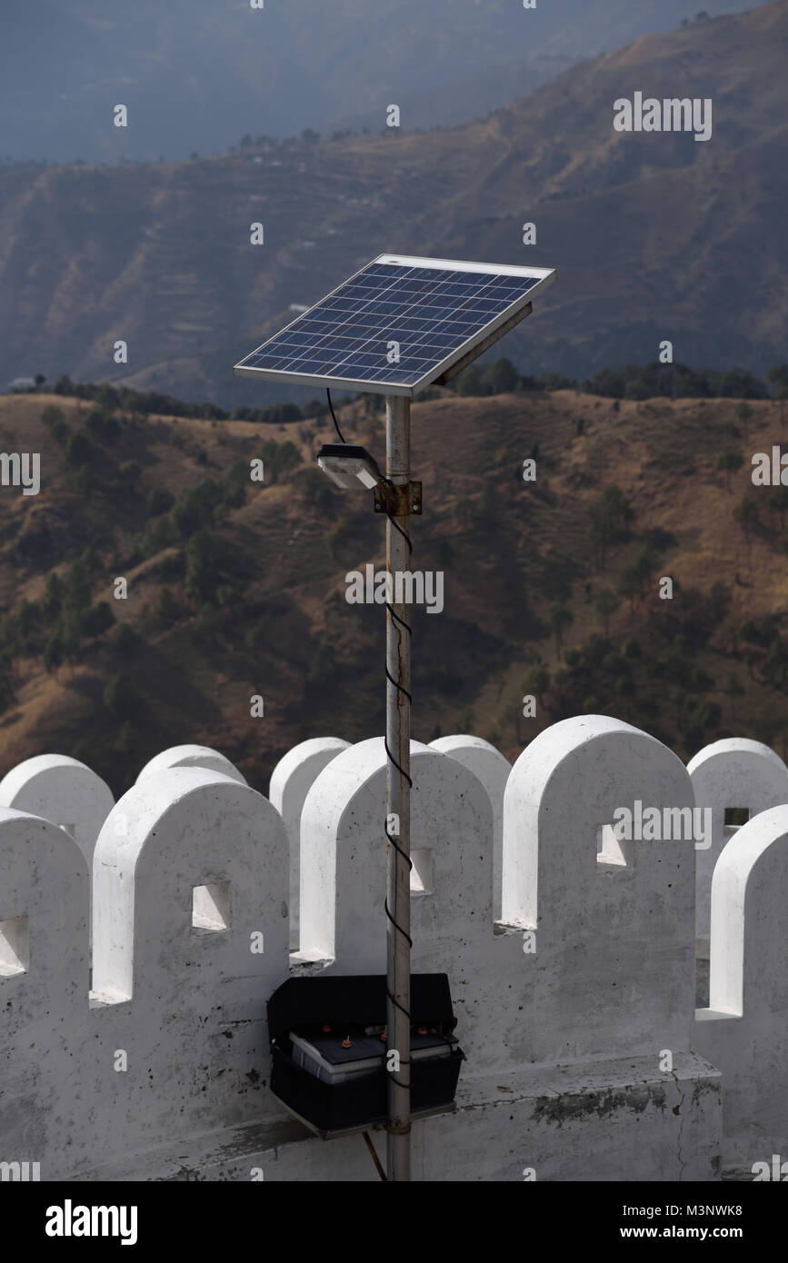 Solar temple hi-res stock photography and images - Alamy