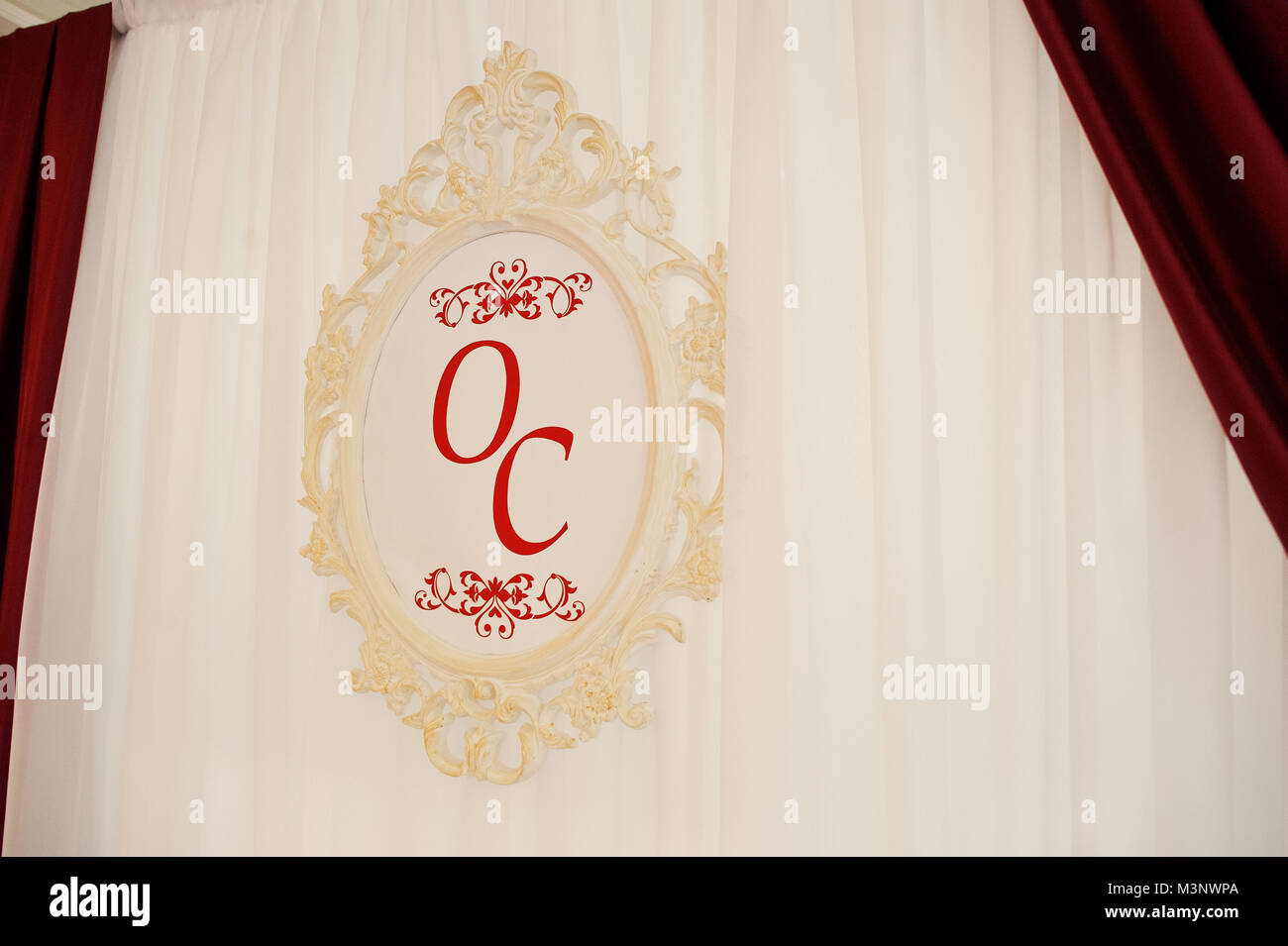 Classy couples hi-res stock photography and images - Alamy