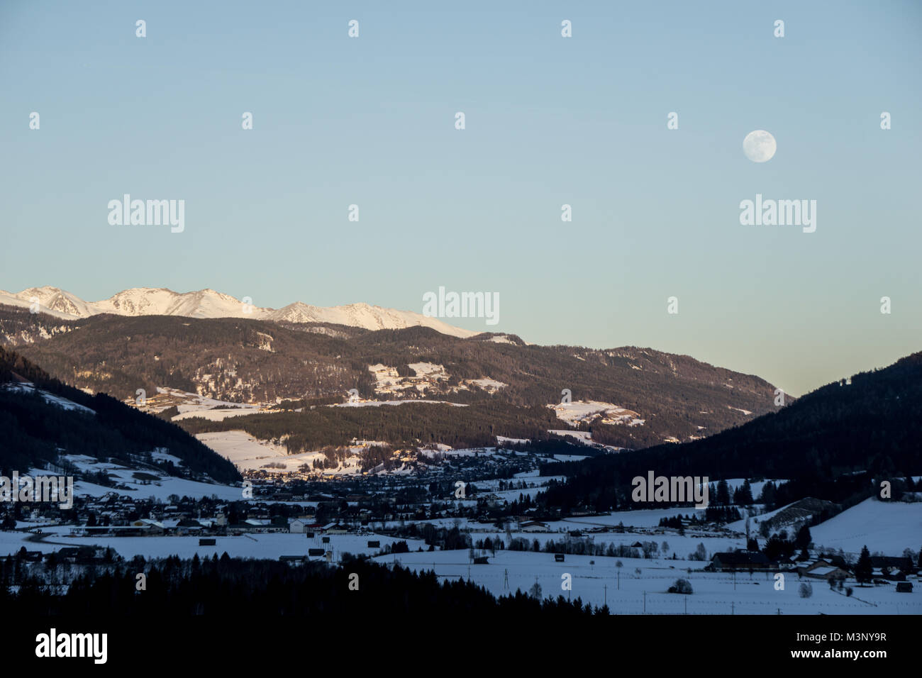 Land of the shining mountains hi-res stock photography and images - Alamy