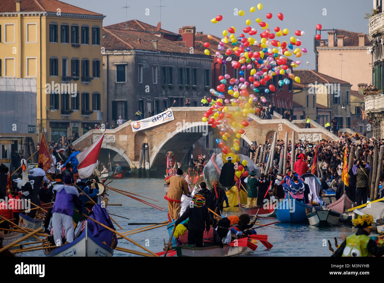 Carnival of Venice 2018. THe water parade of traditional masks. Venice ...