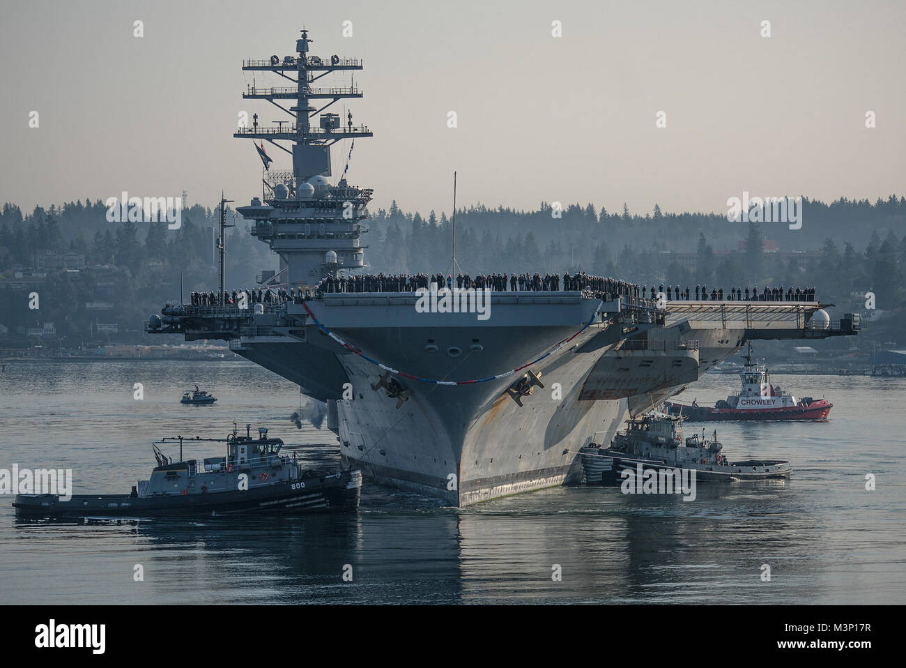 USS Nimitz returns to home port of Bremerton, Washington after ...