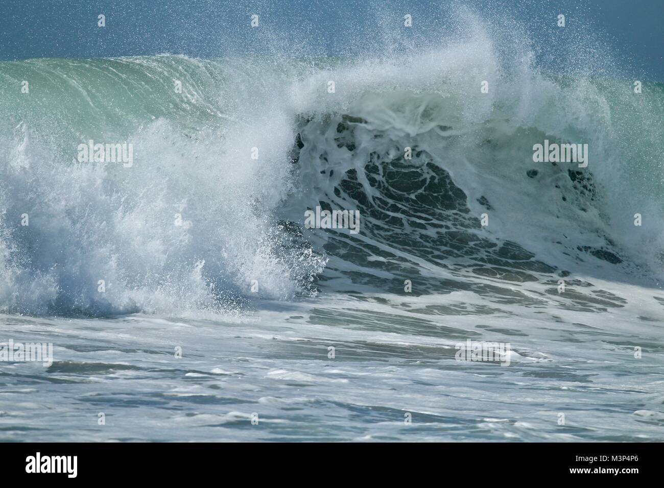waves crashing in the pacific ocean Stock Photo - Alamy