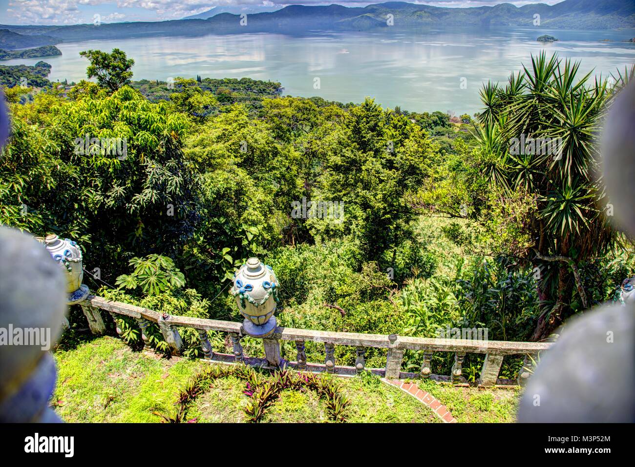 Lago de Ilopango El Salvador Stock Photo - Alamy