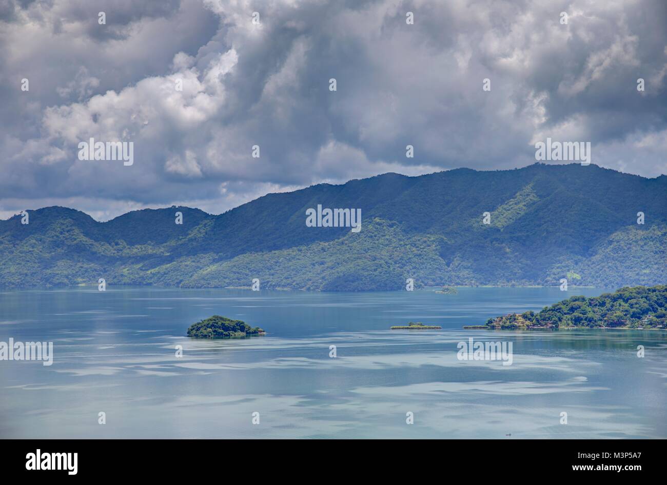Lago de Ilopango El Salvador Stock Photo - Alamy