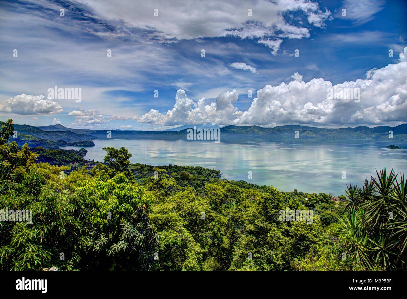 Lago de Ilopango El Salvador Stock Photo - Alamy