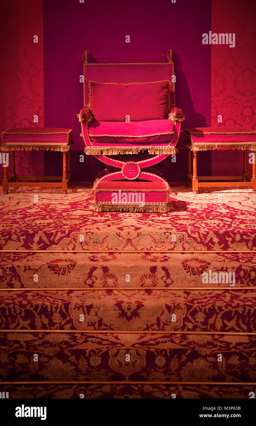 Red Velvet Throne Seat Stock Photo - Alamy