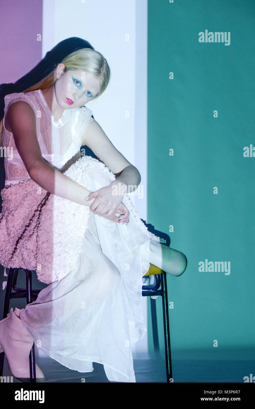 Lighting studio hi-res stock photography and images - Alamy