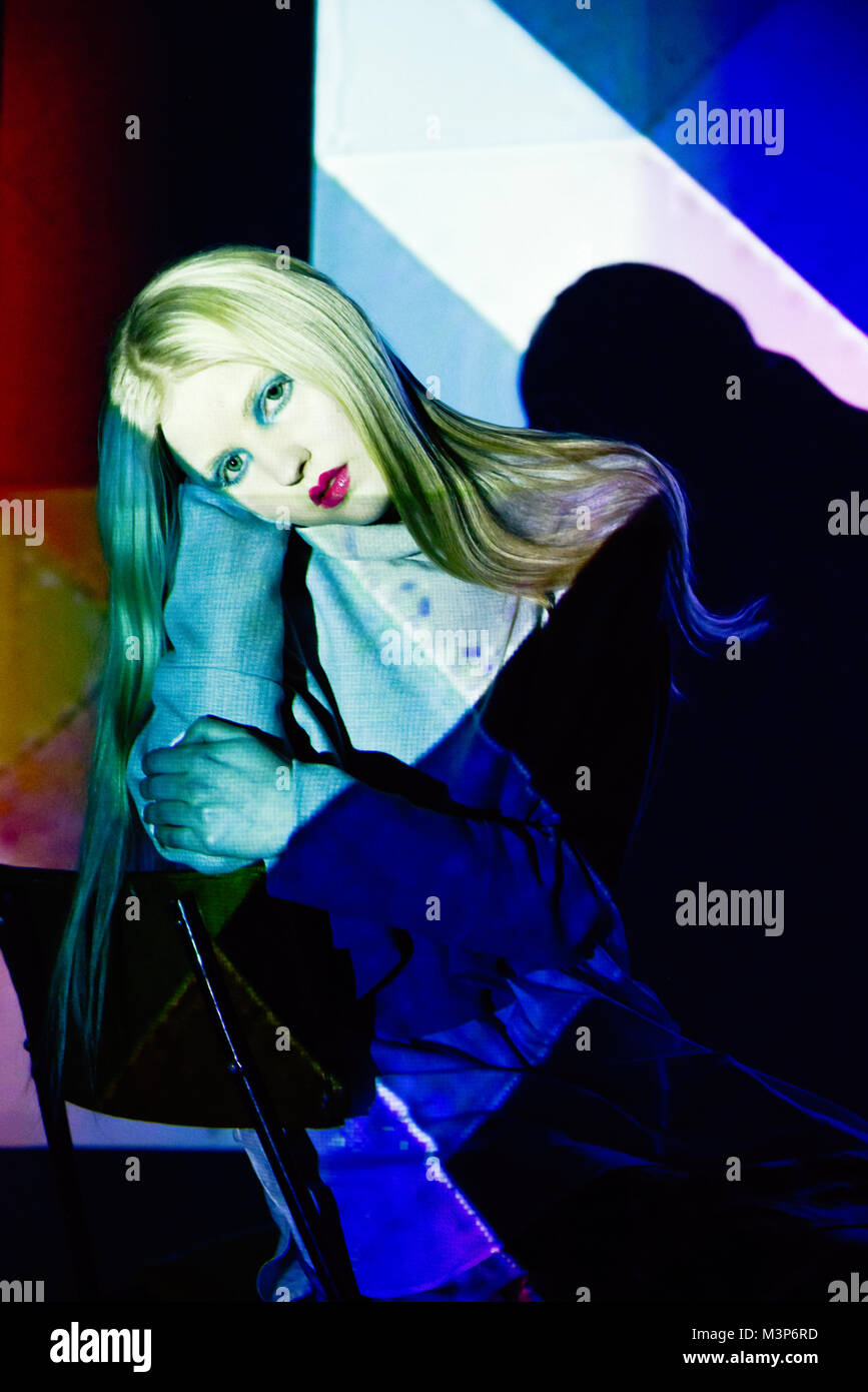 Fashion studio photoshoot hi-res stock photography and images - Alamy