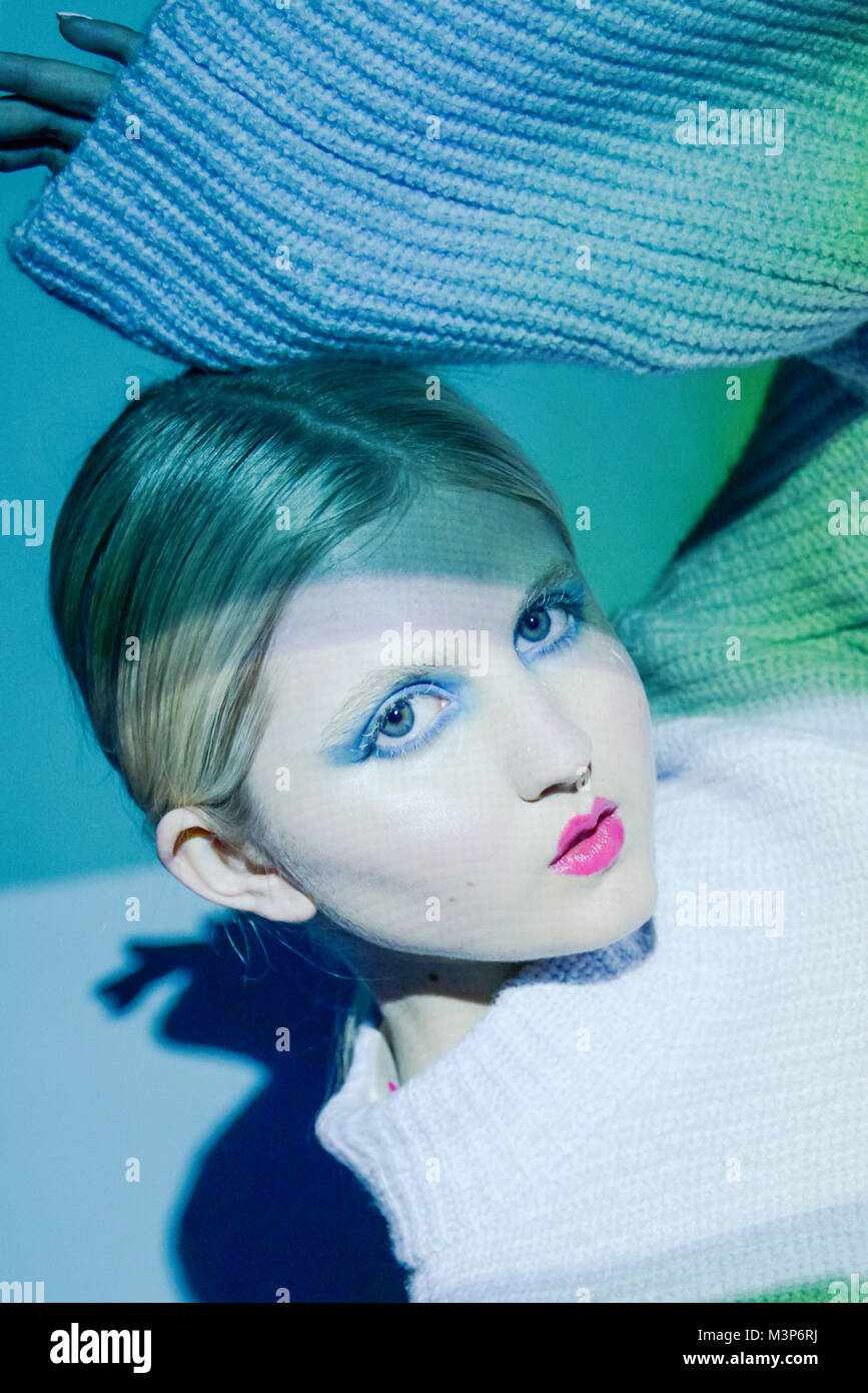 Lighting studio hi-res stock photography and images - Alamy