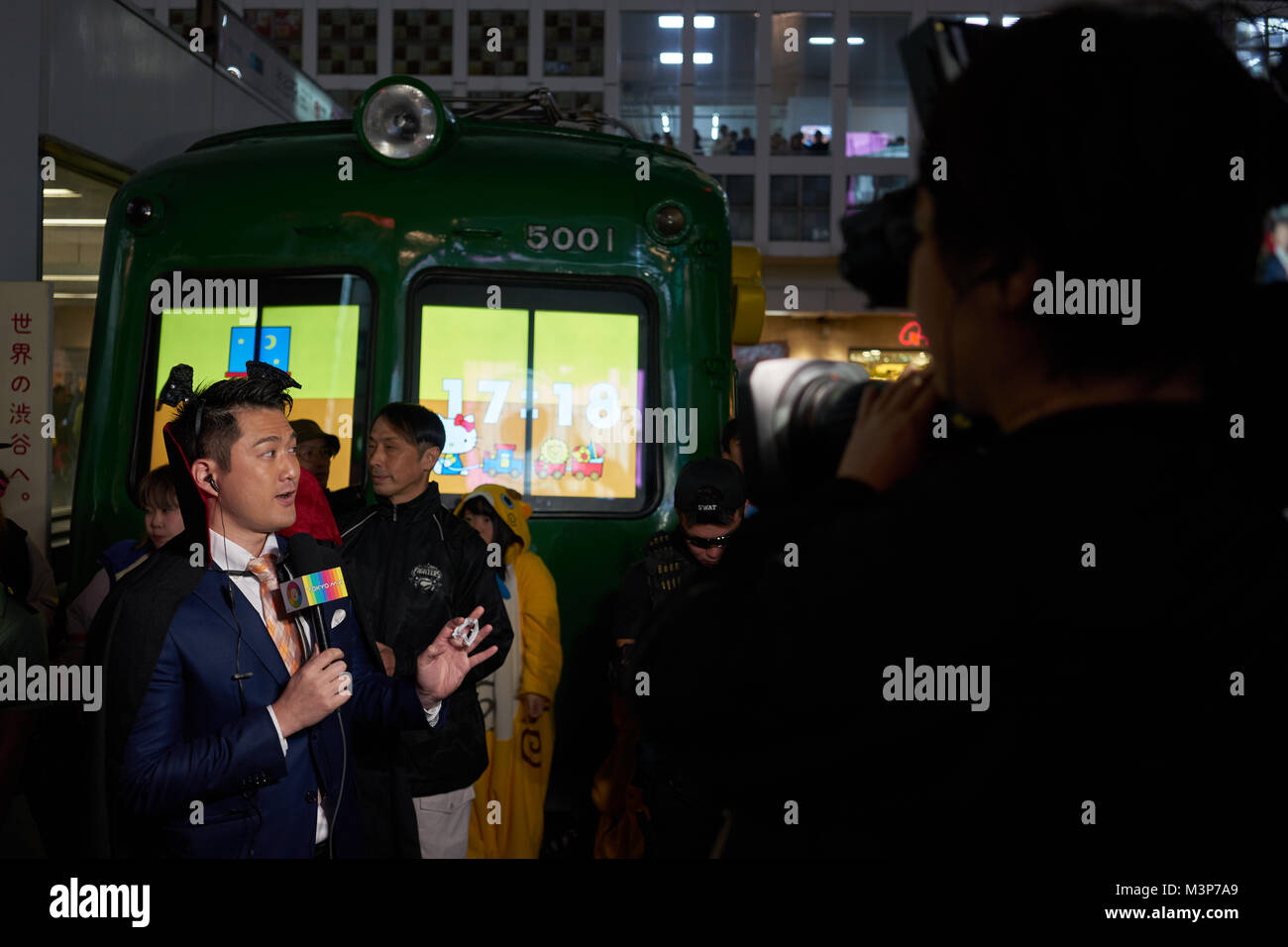 Japanese Tv Presenter High Resolution Stock Photography and Images - Alamy