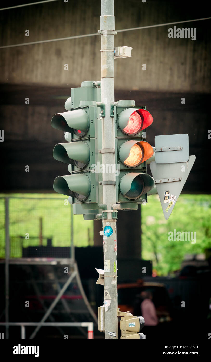 traffic light in the city street Stock Photo - Alamy