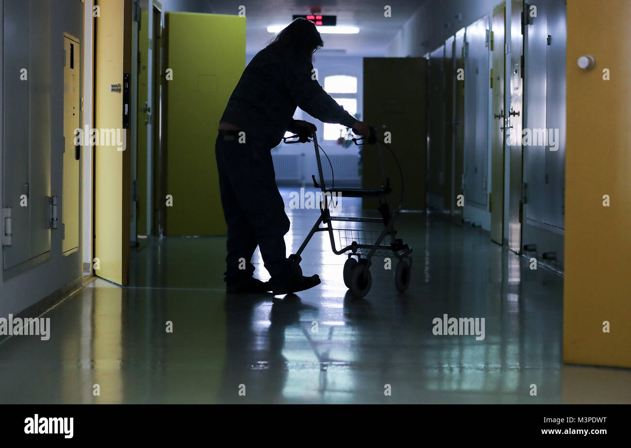 Inmates walking hi-res stock photography and images - Alamy