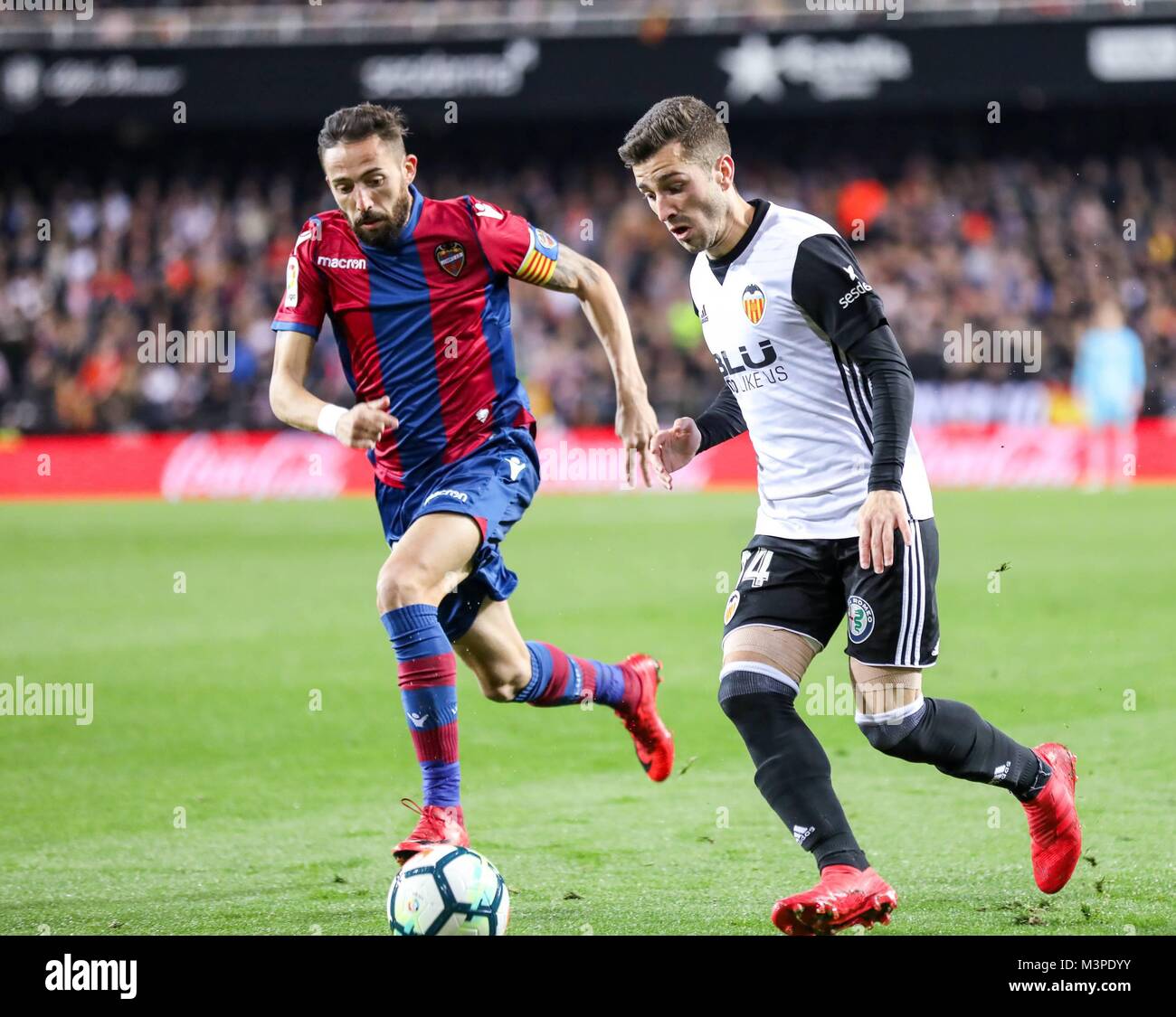 Gaya of Valencia CF, Morales of Levante during the Santander League (La ...