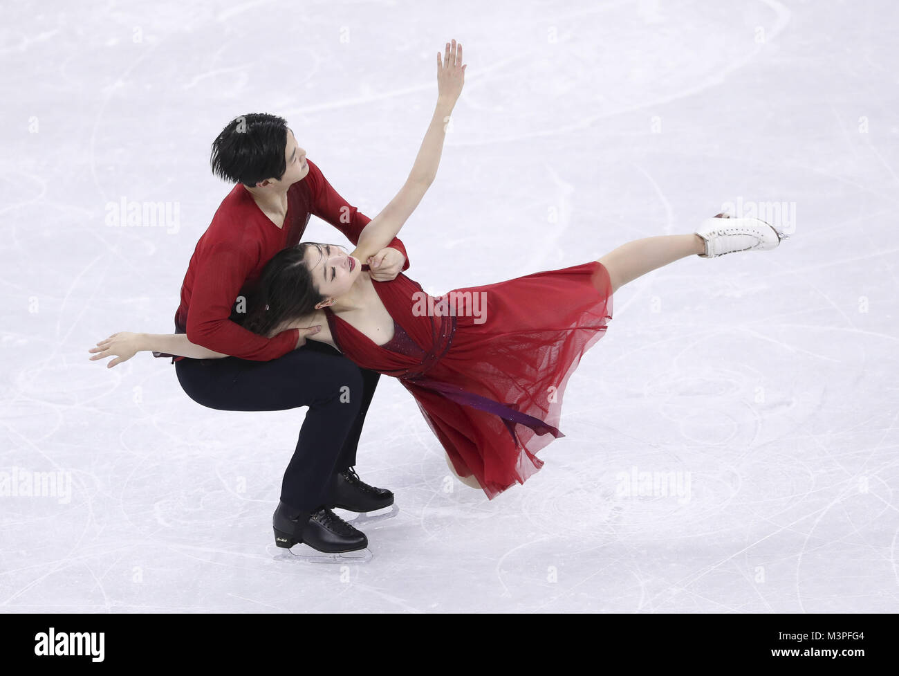 Pyeongchang, South Korea. 12th Feb, 2018. Maia Shibutani (R) and Alex ...