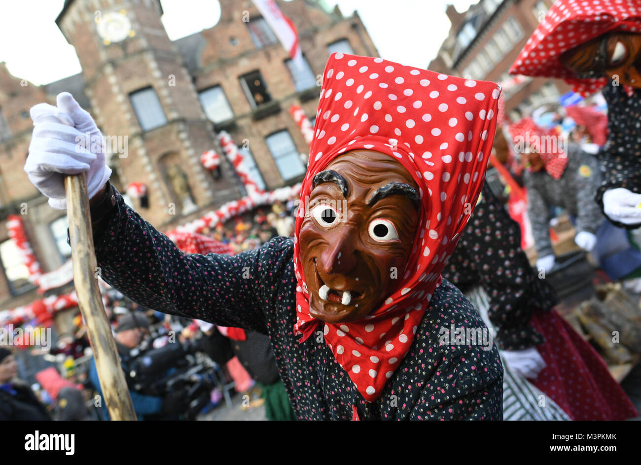 Carnival-goers in costume take part in the Rosenmontag (Shrove Monday ...
