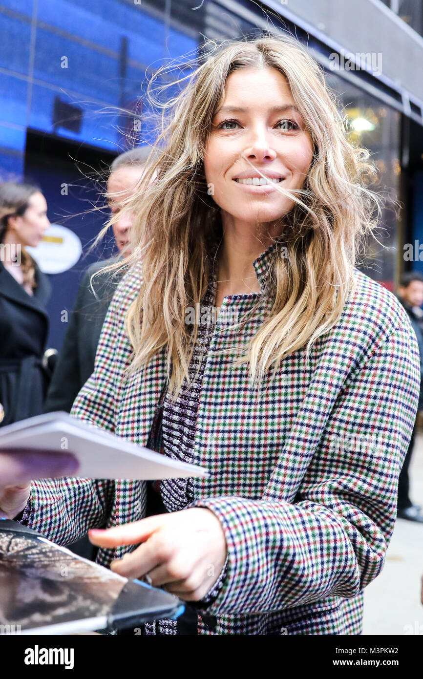 Actress jessica biel hi-res stock photography and images - Alamy