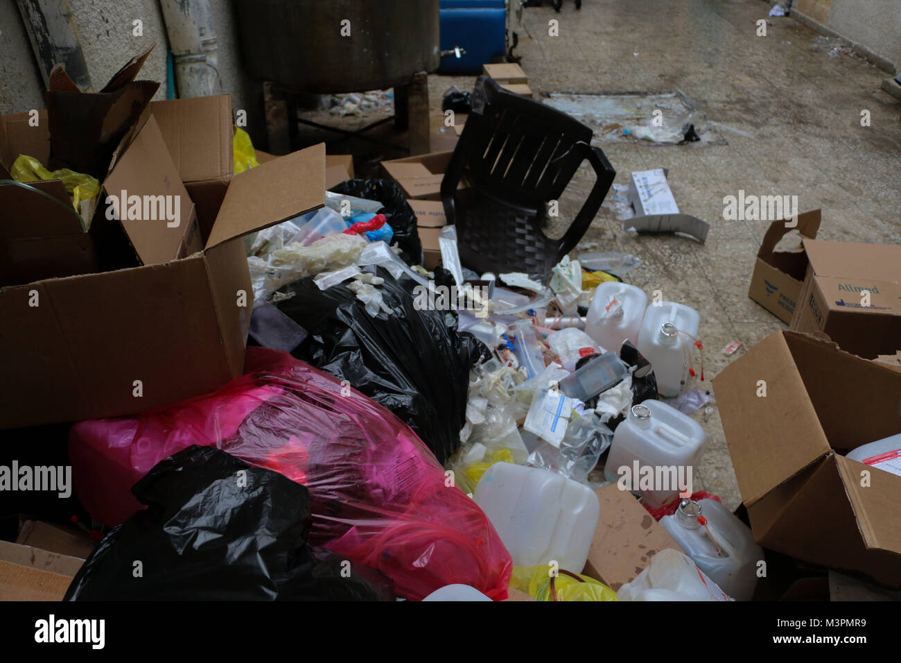 Unhygienic conditions hi-res stock photography and images - Alamy