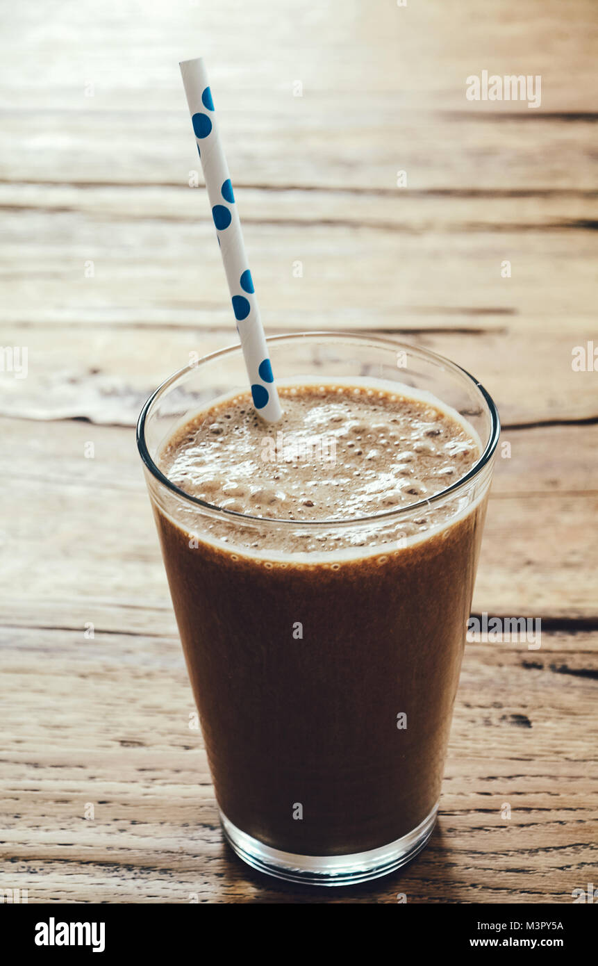 Frothy chocolate milkshake hi-res stock photography and images - Alamy