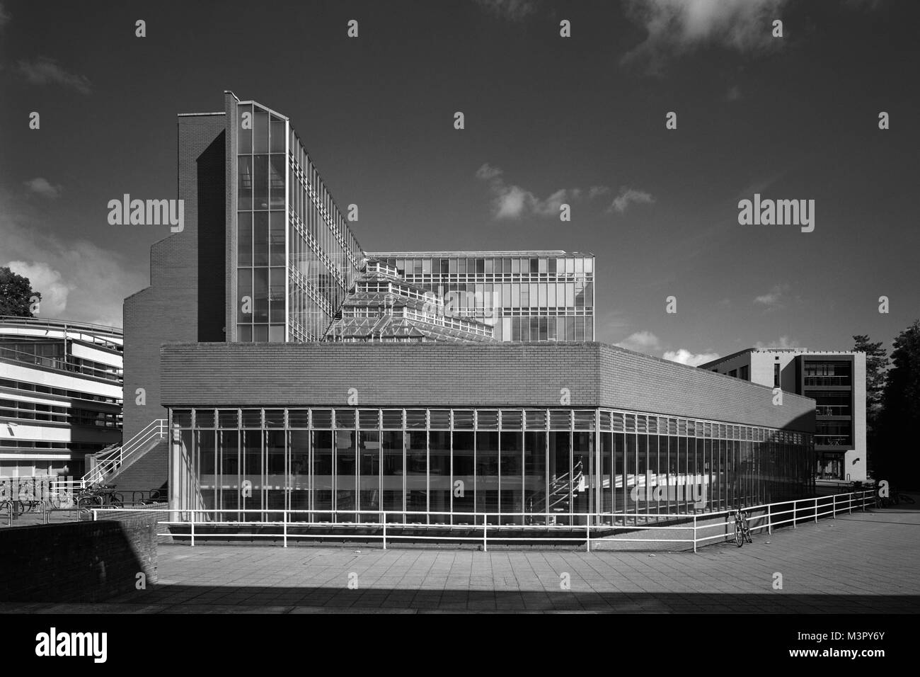 University building history Black and White Stock Photos & Images - Alamy
