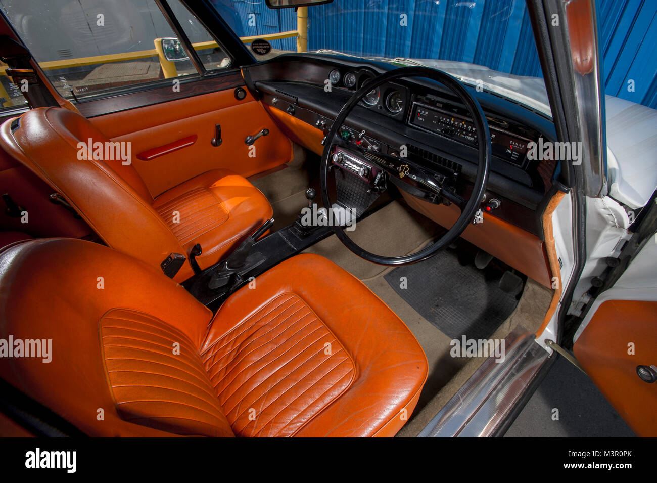 Rover 2000 p6 retro classic hi-res stock photography and images - Alamy