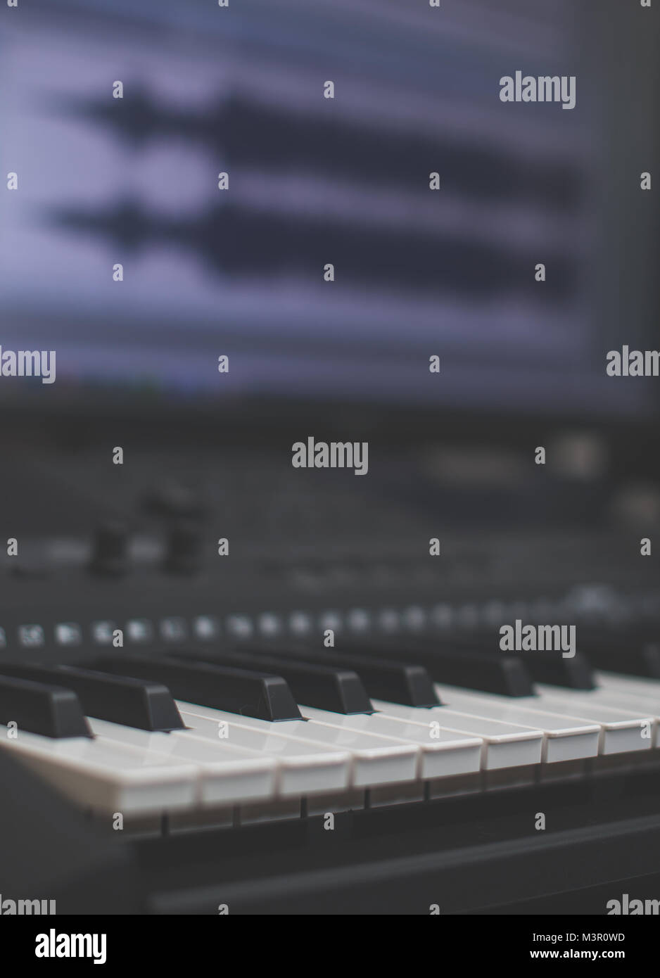 Digital audio workstation software hi-res stock photography and images ...