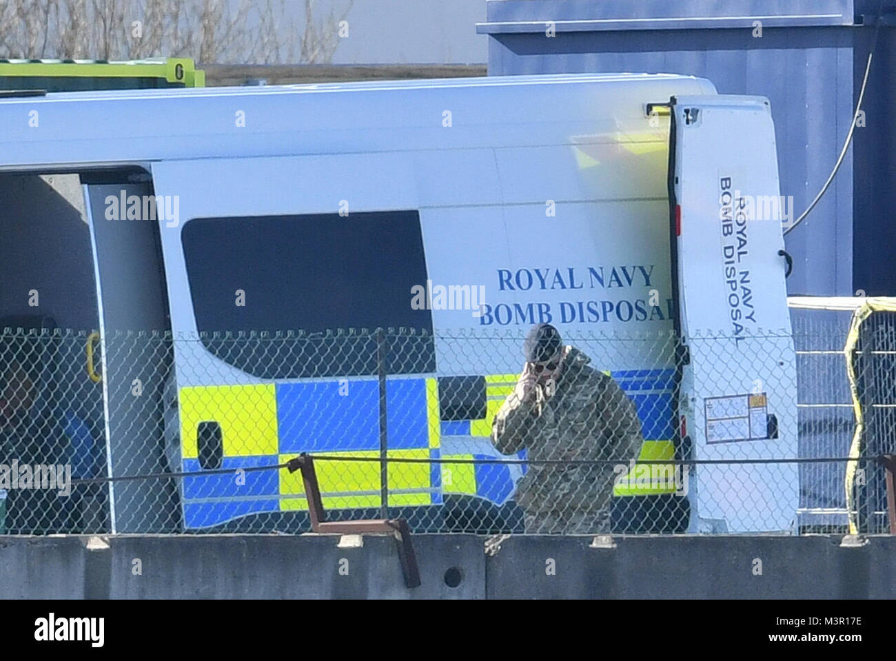 Royal navy bomb disposal hi-res stock photography and images - Alamy