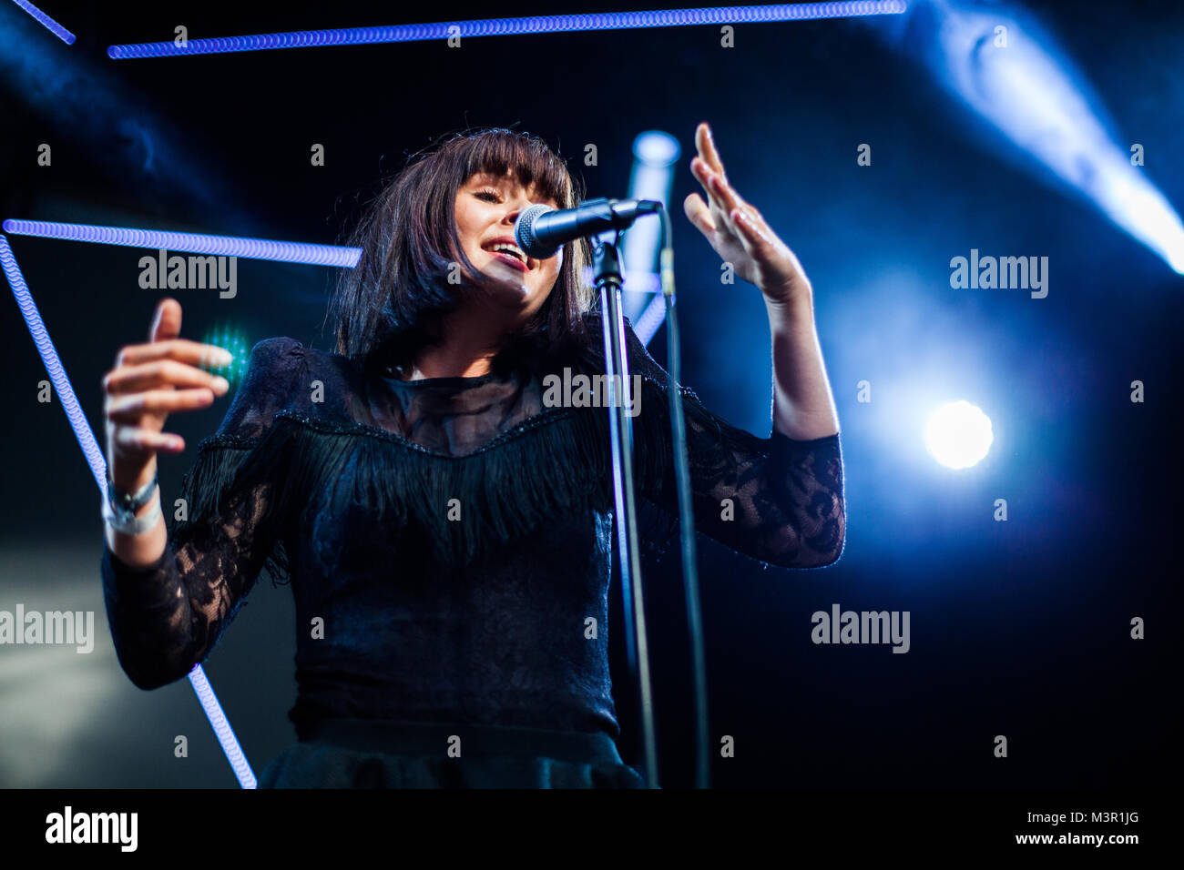 Disa singer hi-res stock photography and images - Alamy