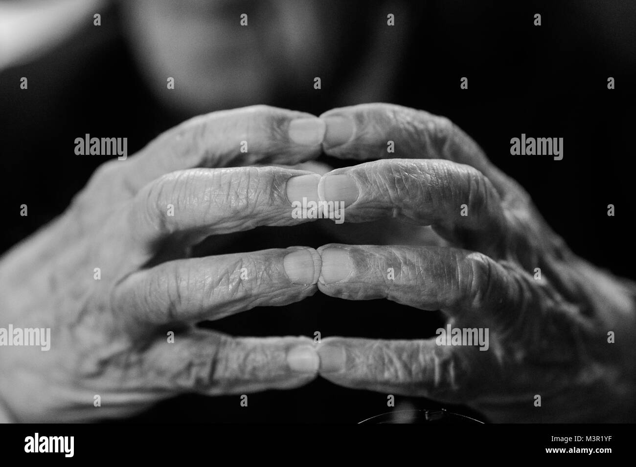 Wrinkled hands Black and White Stock Photos & Images - Alamy