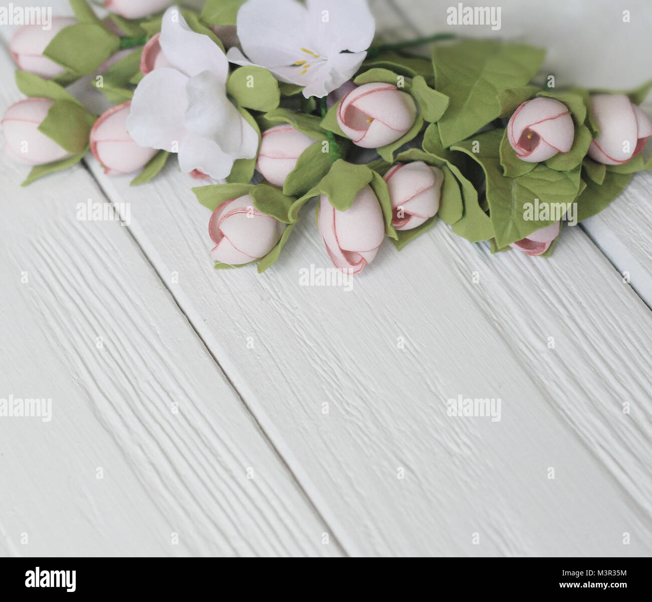 Flowers composition. Frame made of flowers Stock Photo - Alamy