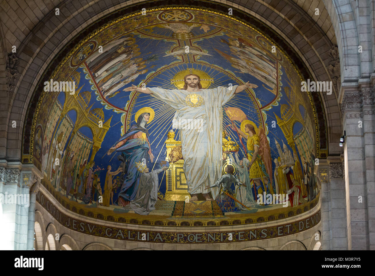 Interior view of Basilica of the Sacre Coeur on Montmartre, Paris ...