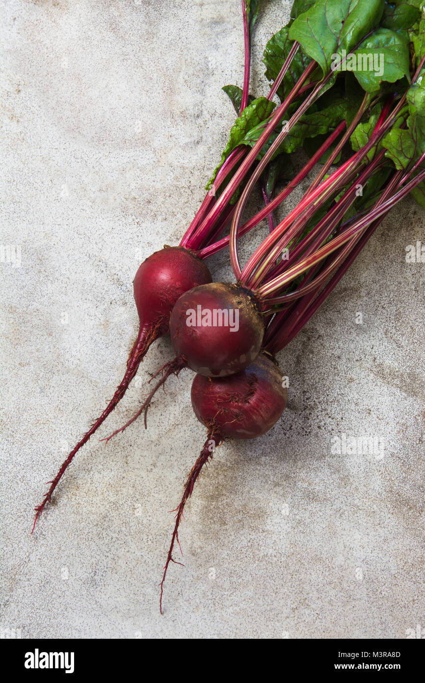 Fresh organic beet on the vintage table. Top view Stock Photo - Alamy