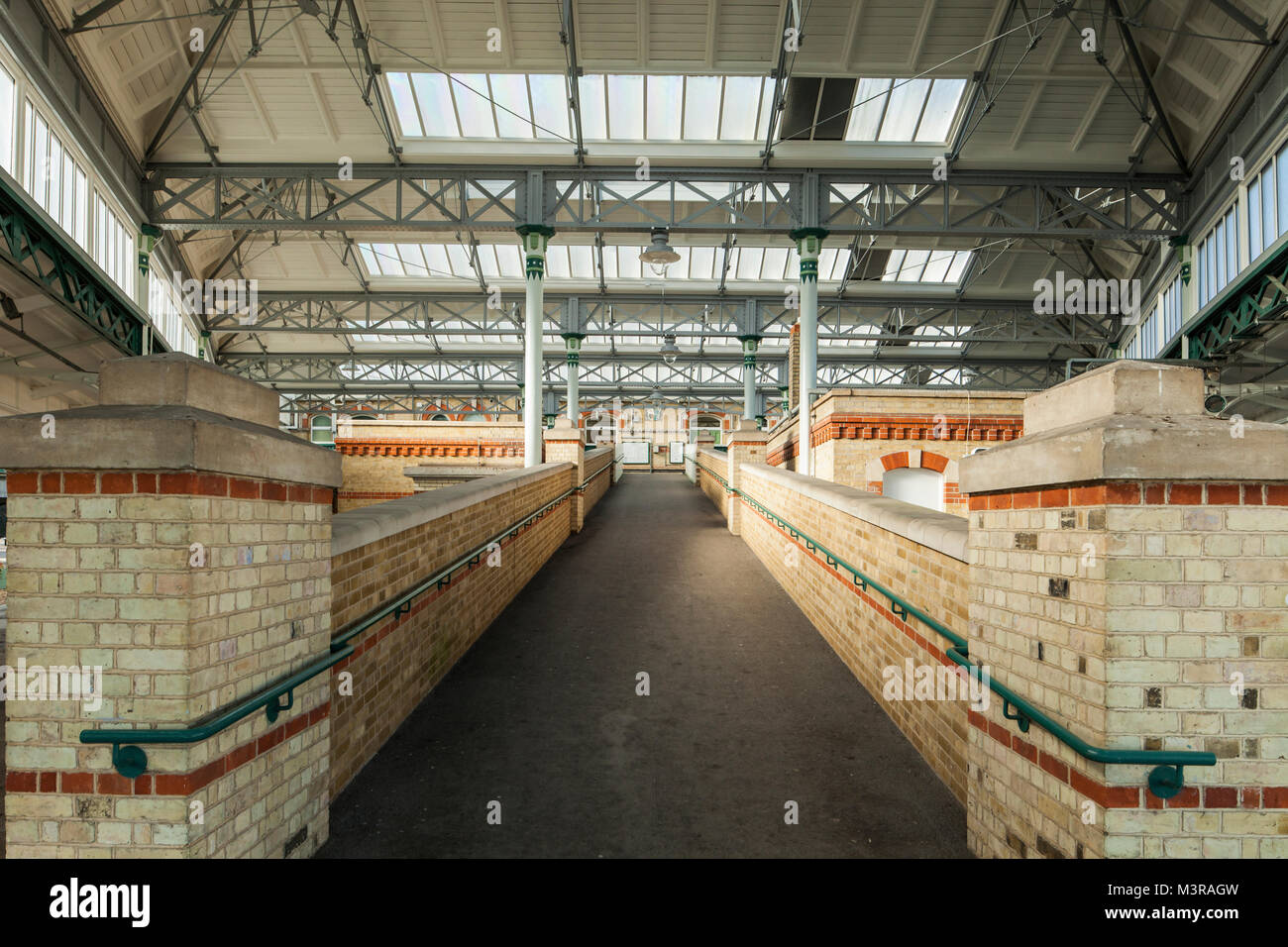 Lewes train station, East Sussex, England Stock Photo - Alamy