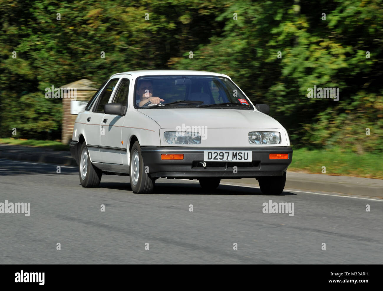 1986 Ford Sierra hatchback family car and common 'rep mobile' of the ...