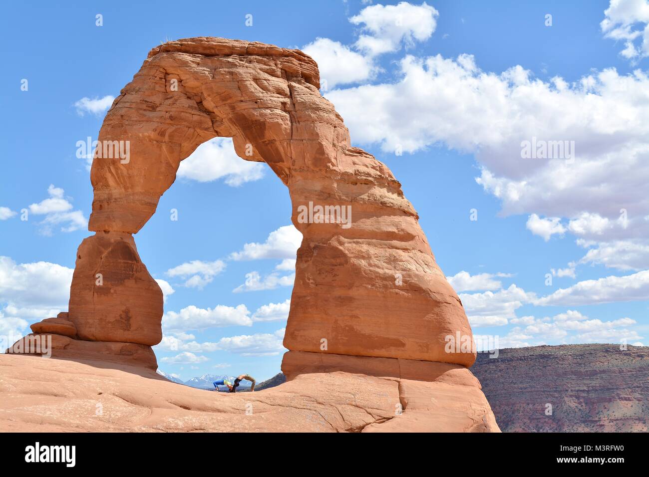 Tunnel arch in utah rock arch utah hi-res stock photography and images ...