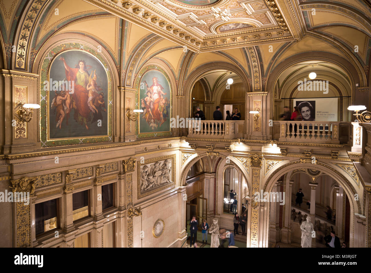 Vienna opera house interior hi-res stock photography and images - Alamy