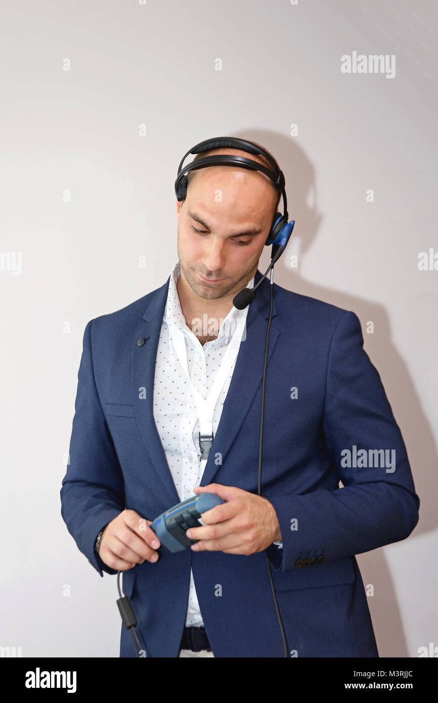 Information technology in logistics hi-res stock photography and images ...