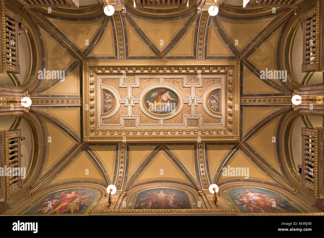 VIENNA, AUSTRIA - FEBRUARY, 2018: Interior of Vienna State Opera with ...
