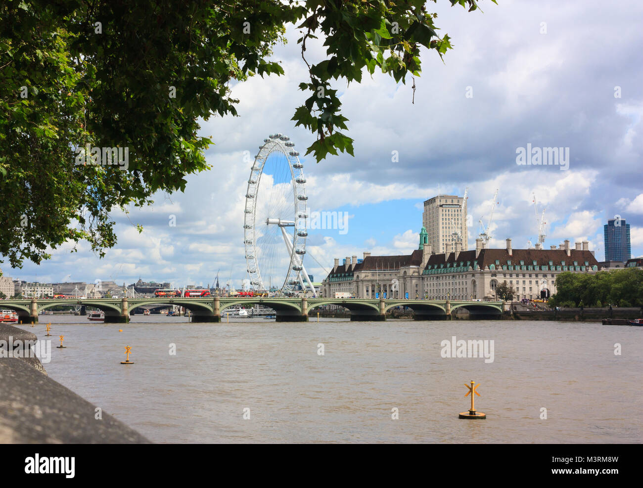 London morning with London eye millennium wheel and ferries,turistic ...