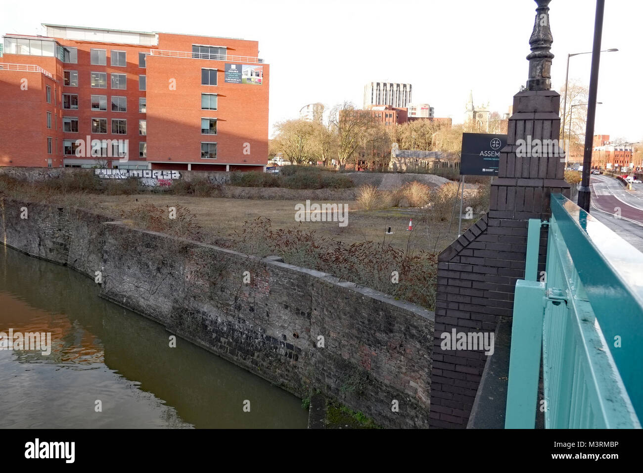 Empty plot of land hi-res stock photography and images - Alamy