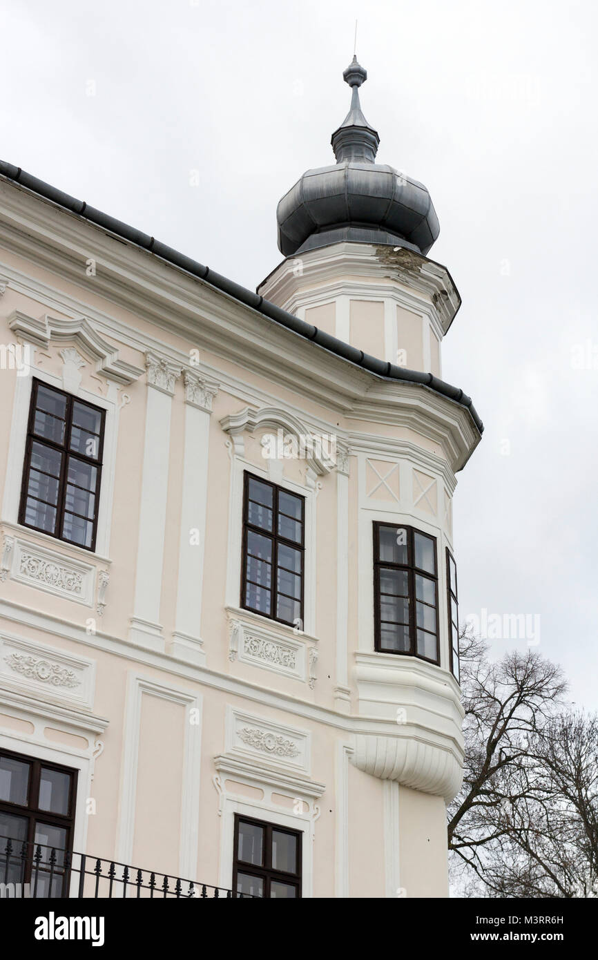 Teleki degenfeld castle hi-res stock photography and images - Alamy