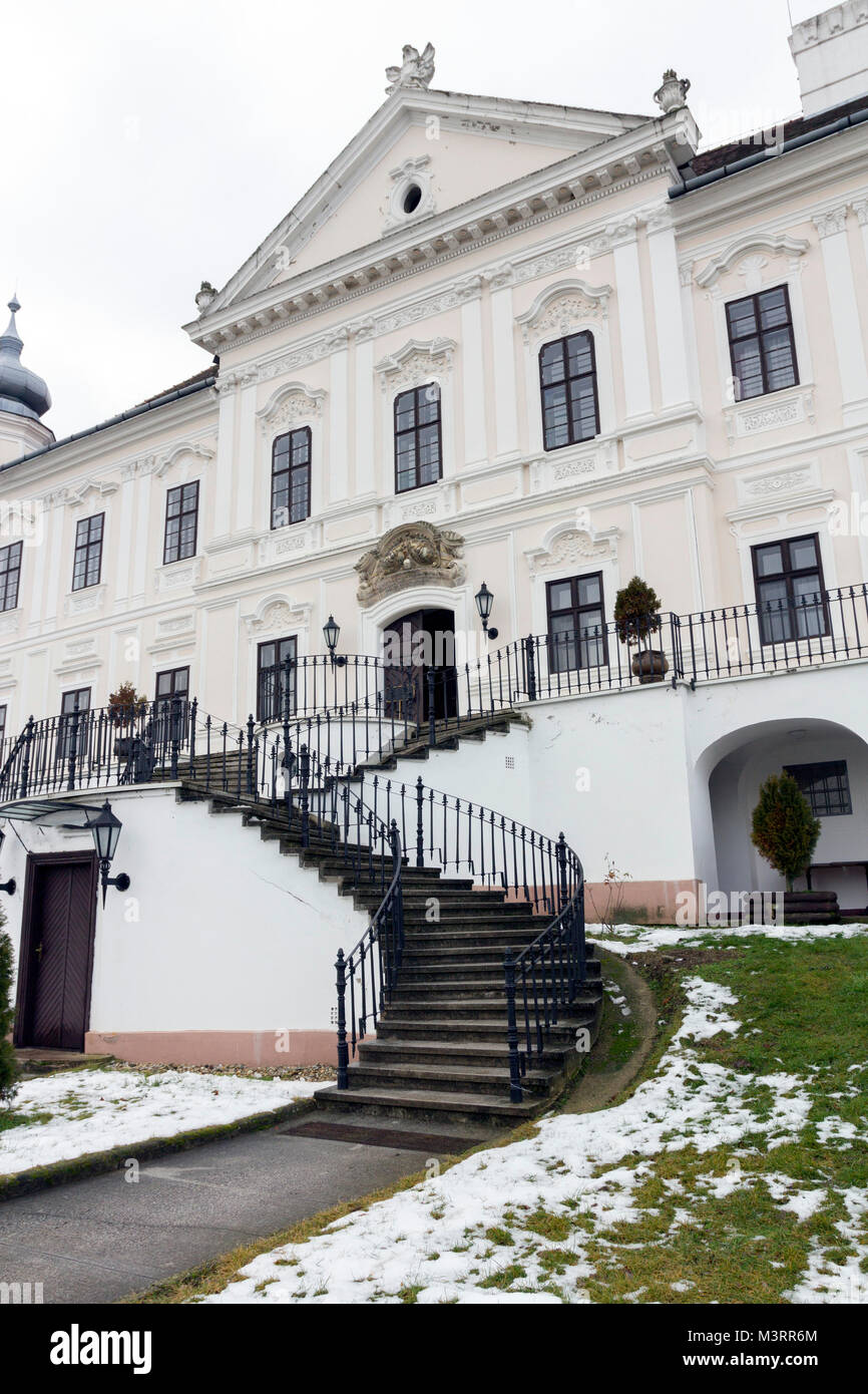 Teleki degenfeld castle hi-res stock photography and images - Alamy