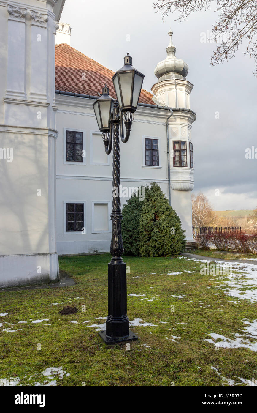 Teleki degenfeld castle hi-res stock photography and images - Alamy