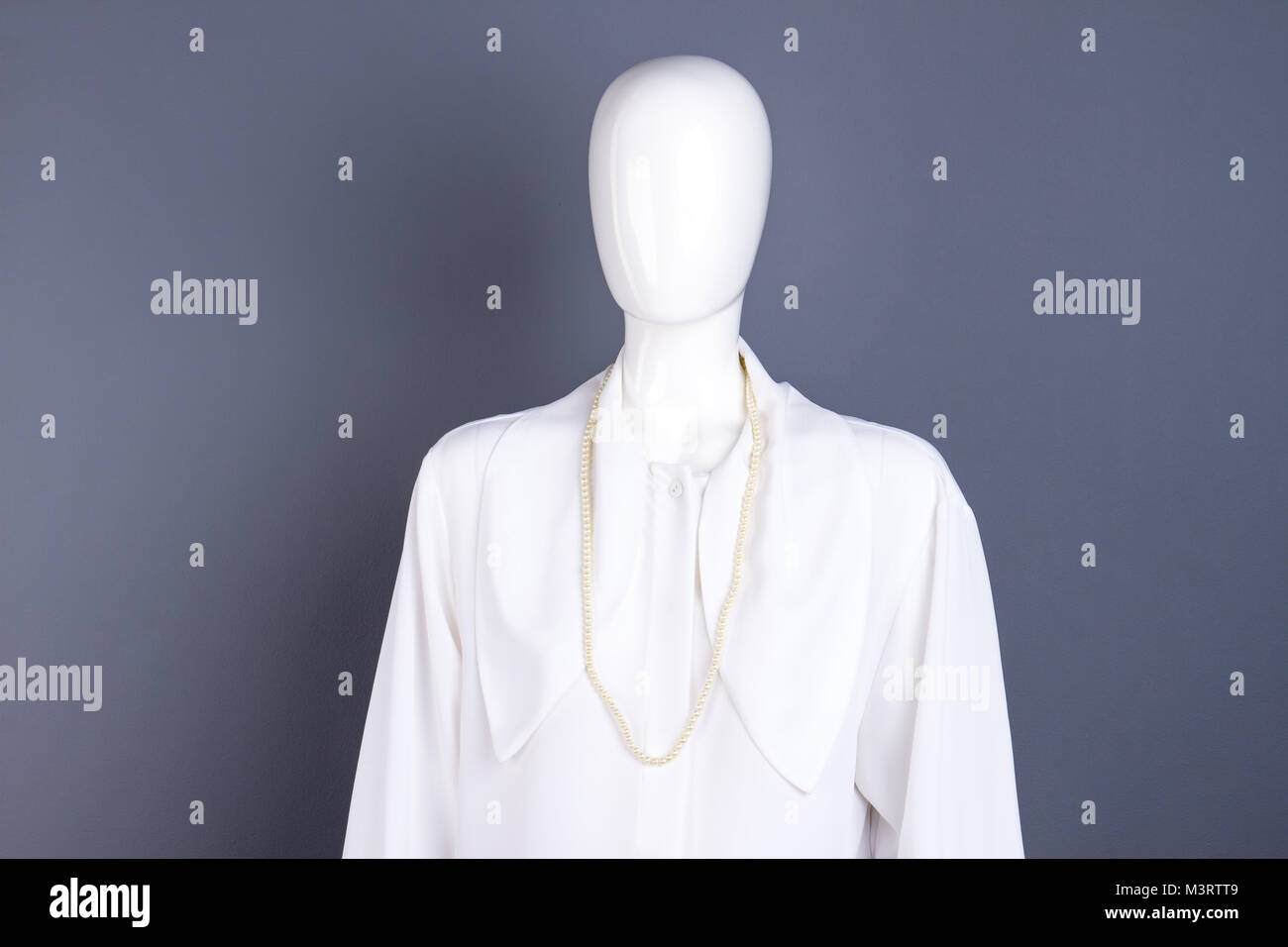 Classy clothing hi-res stock photography and images - Alamy