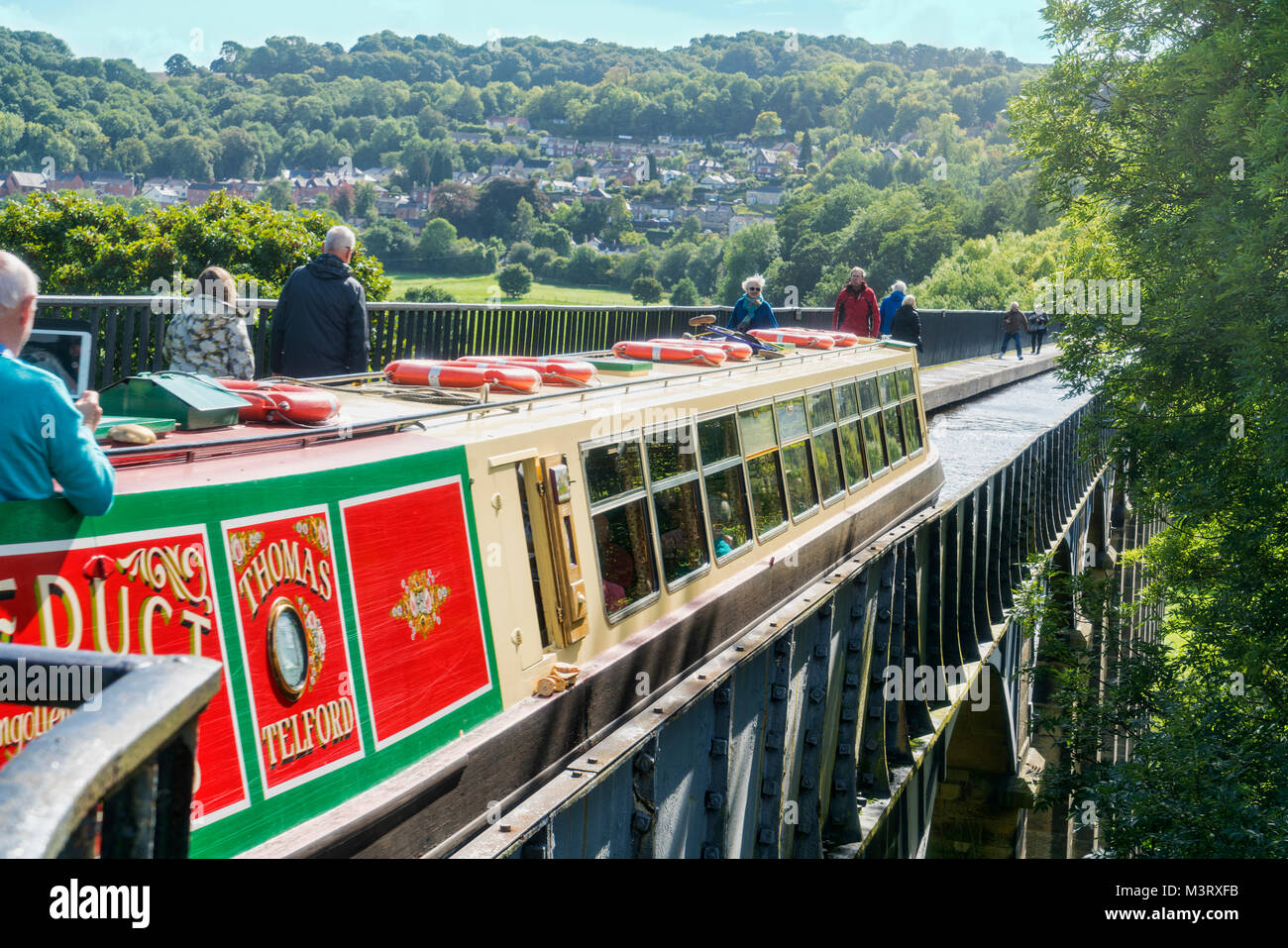 Llangollen canal, Pontcysyllte aqueduct, Viaduct, Denbighshire, Wales ...
