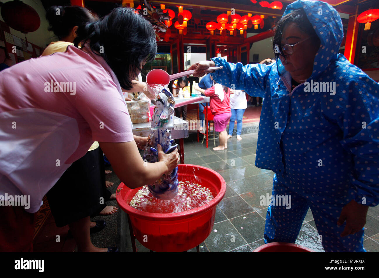 Rupang cleaning hi-res stock photography and images - Alamy