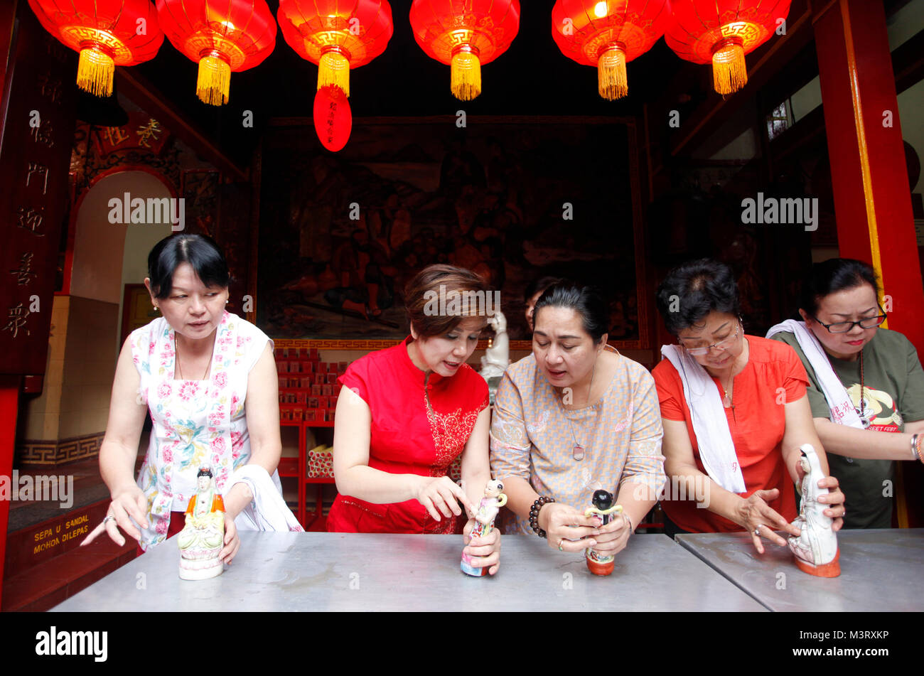 Rupang cleaning hi-res stock photography and images - Alamy